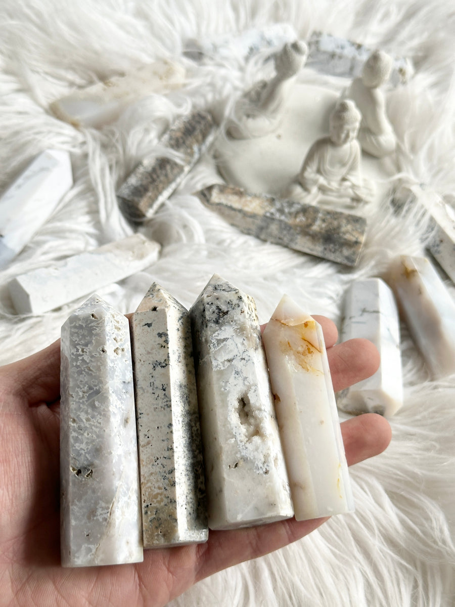 Dendritic Agate Point – GURU CRYSTALS