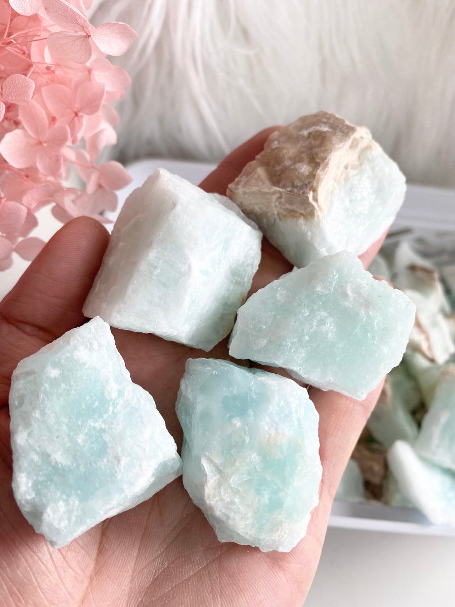 Caribbean Calcite Raw – GURU CRYSTALS