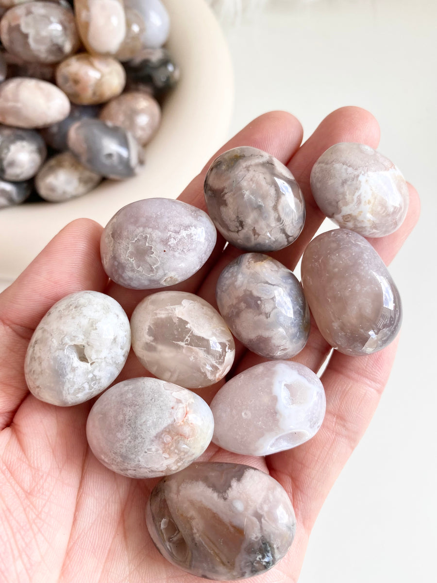 Flower Agate Tumbled – GURU CRYSTALS