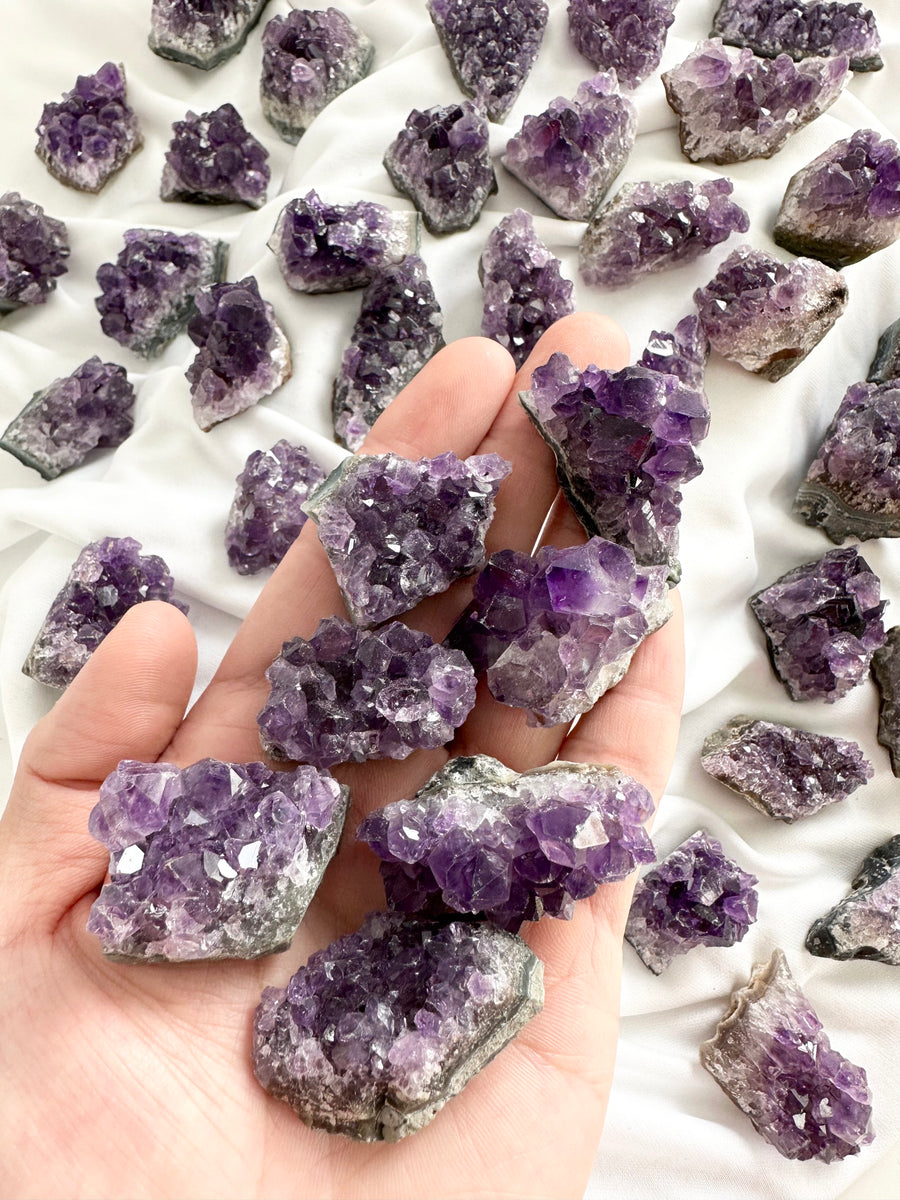Mini Amethyst Cluster – GURU CRYSTALS